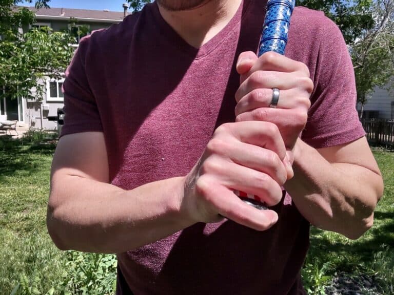 The Correct Way to Hold a Baseball Bat For Beginners